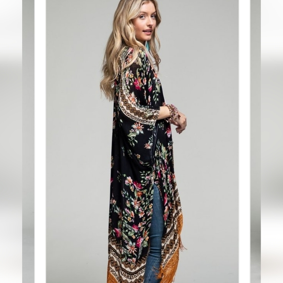 Hart And Fox Boutique | Kimonos & Yukatas | New Boho Floral Fringe ...